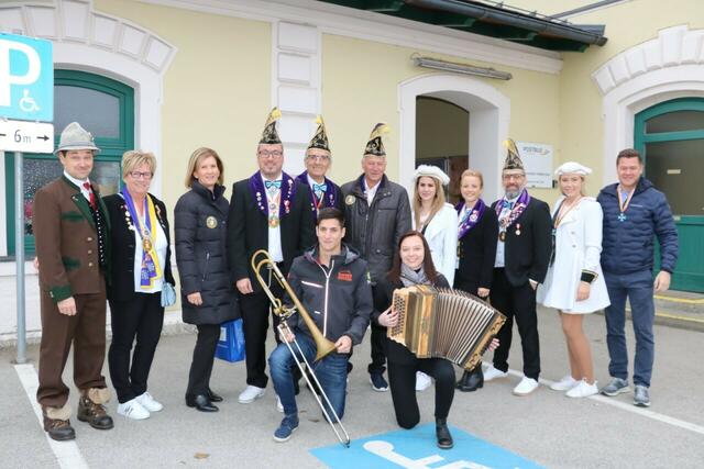 Faschingswecken: Die Faschingssaison in Feldkirchen ist eingeläutet ...