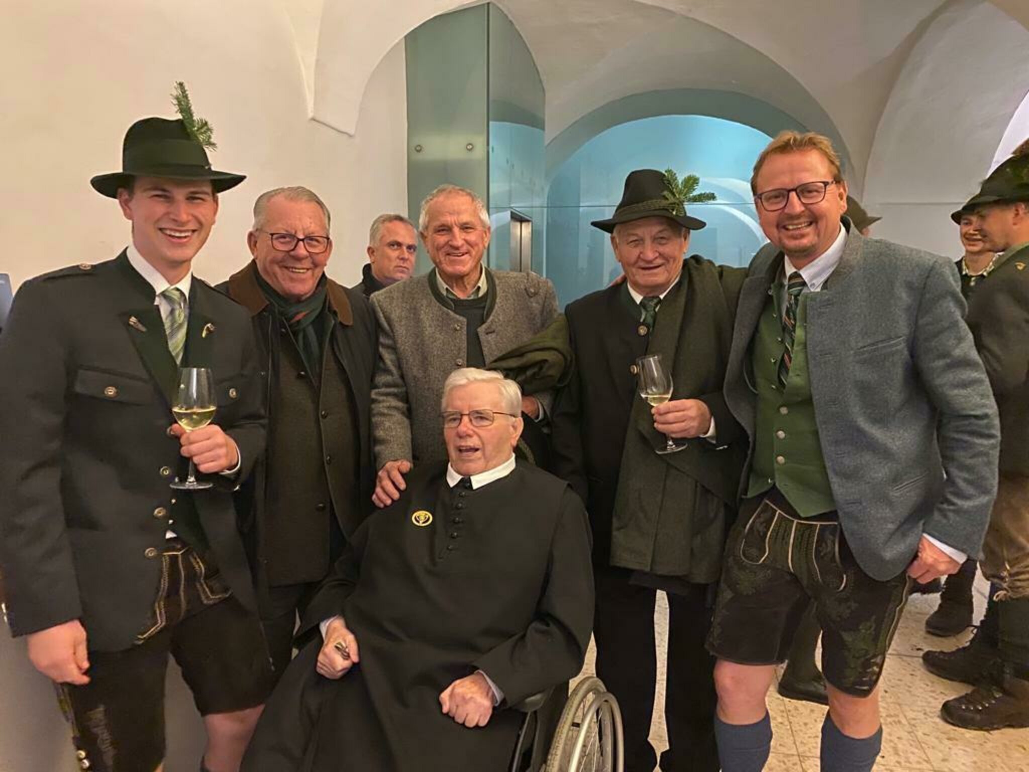 300 Gäste: Jäger hielten Hubertusfeier im Benediktinerstift Admont ab ...