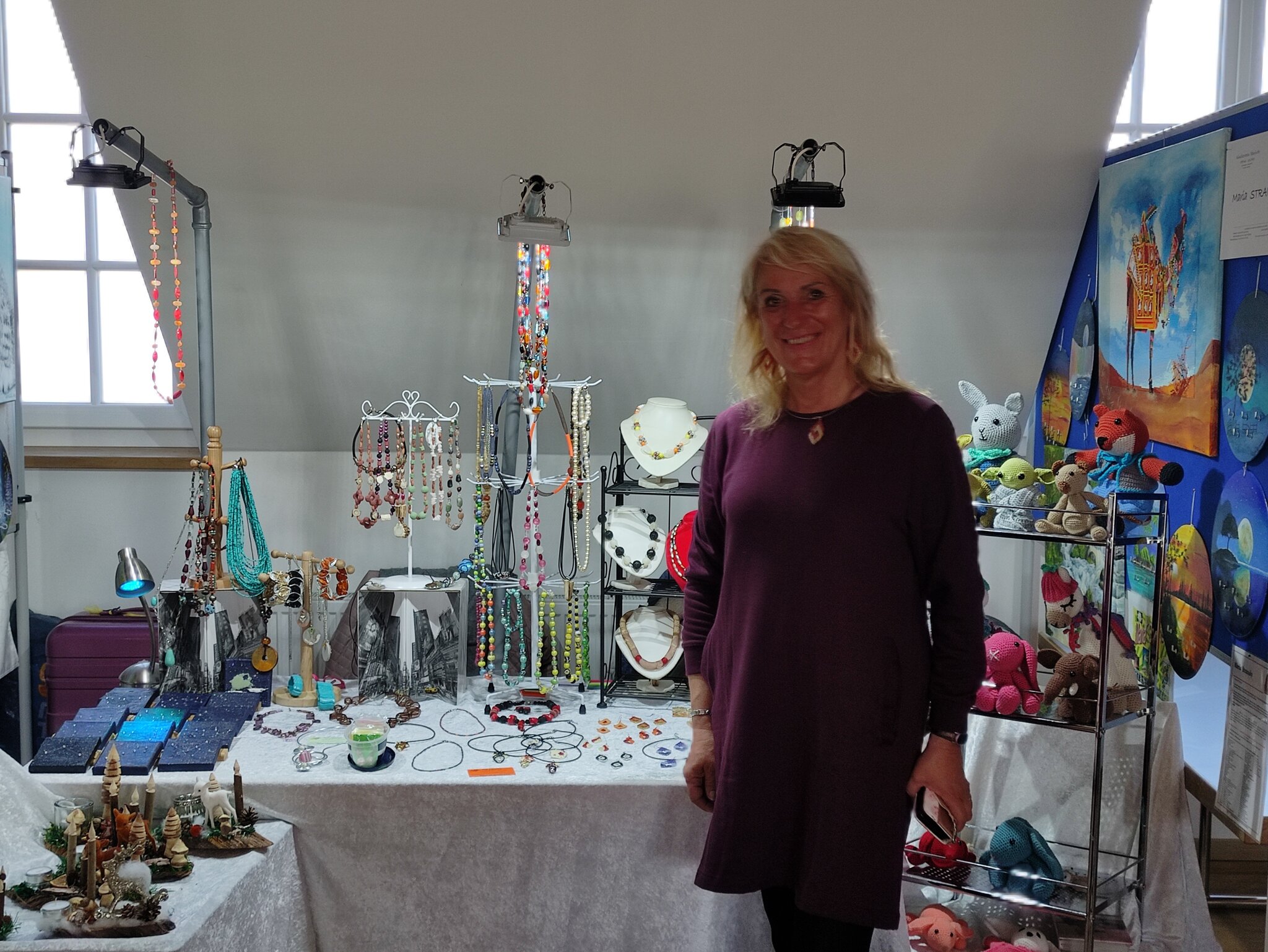 Weihnachtskunstmarkt: Haus der Begegnung, Liesinger Platz 3 - Liesing