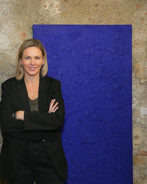 Solo Vernissage Art Voyage: Monochrome Struktur gegen Reizüberflutung ...