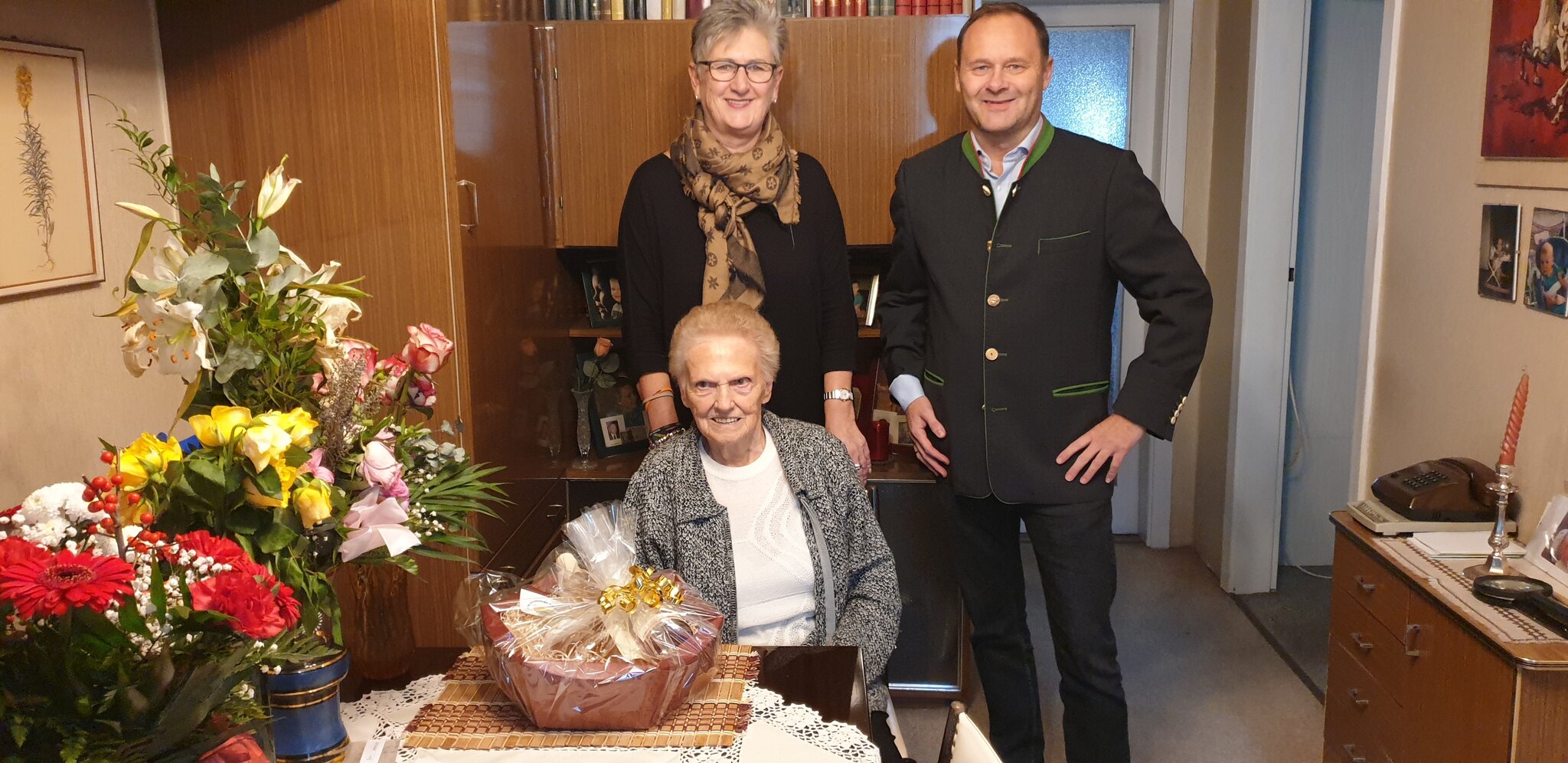 Gratulation: 90. Geburtstag Edith Wildt - Schwechat