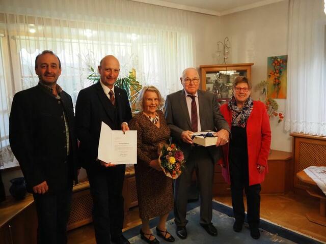 Gratulation zur Eisernen (65 Jahre) Hochzeit Emilie & Ludwig Marx aus ...