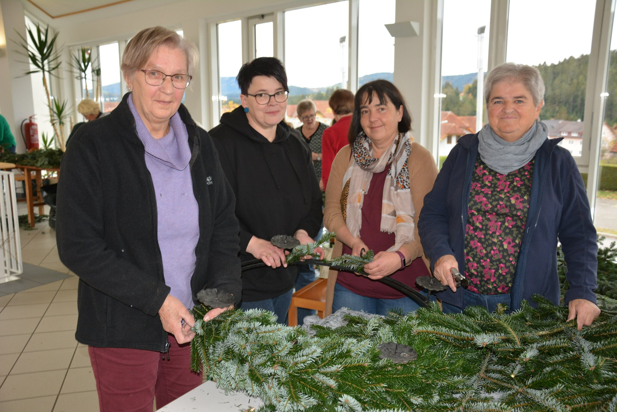 Geschickte Frauen- und Kinderhände - Hartberg-Fürstenfeld
