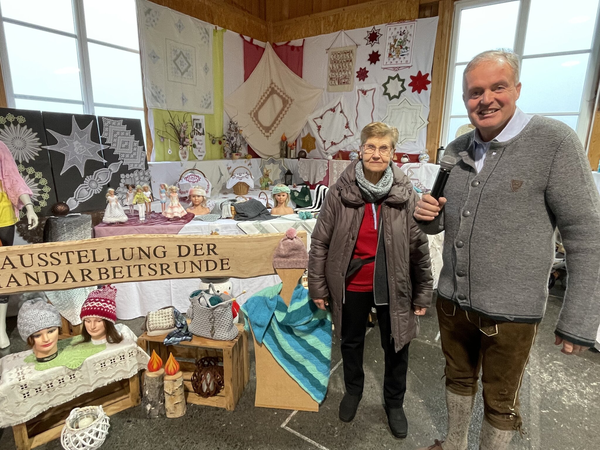 Advent im Bezirk Weiz: Regionale Geschenke und Kulinarik auf den Adventmärkten - Weiz