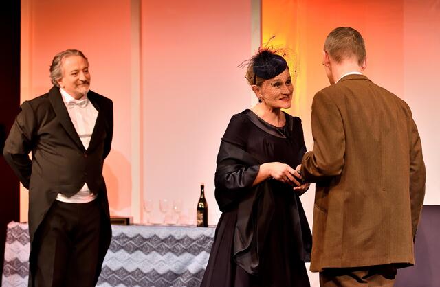 Schauspiel Scheibbs feierte Premiere: Standing Ovations für Dr ...