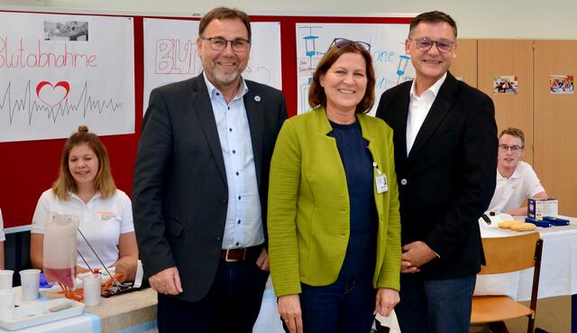 HLW Bad Ischl: Neue Schulformen mit kombinierter Pflegeausbildung ...