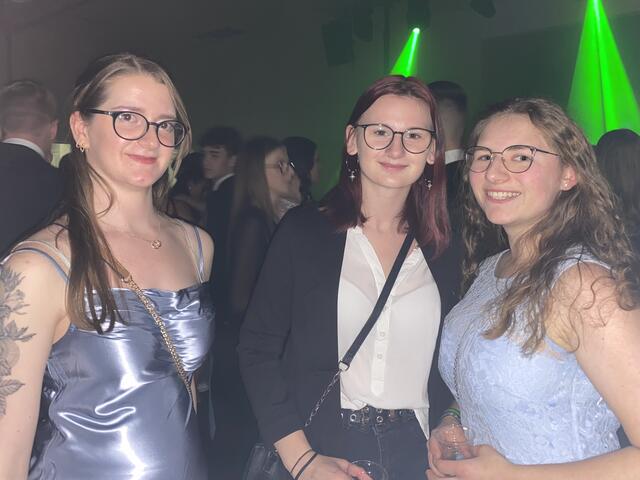 Mega-Stimmung in der Messehalle: Das war der HTL-Ball 2022 - Ried