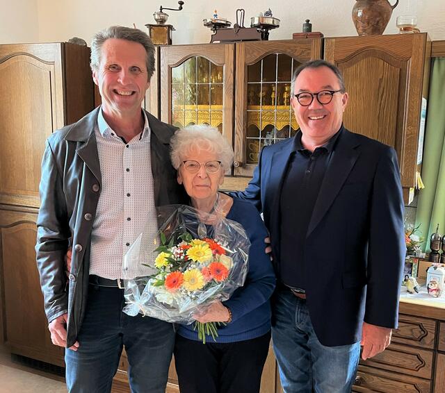 Gratulation zum Geburtstag: Hilde Hochenegger aus Hatting feierte 80er ...