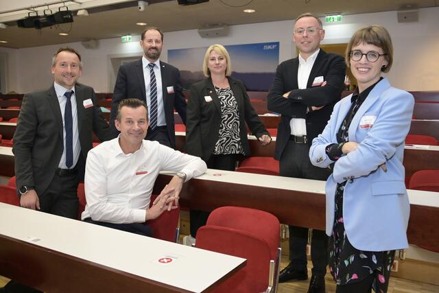 FH Campus Steyr: 360 Grad Kundensicht in 365 Tagen bei Hartlauer ...