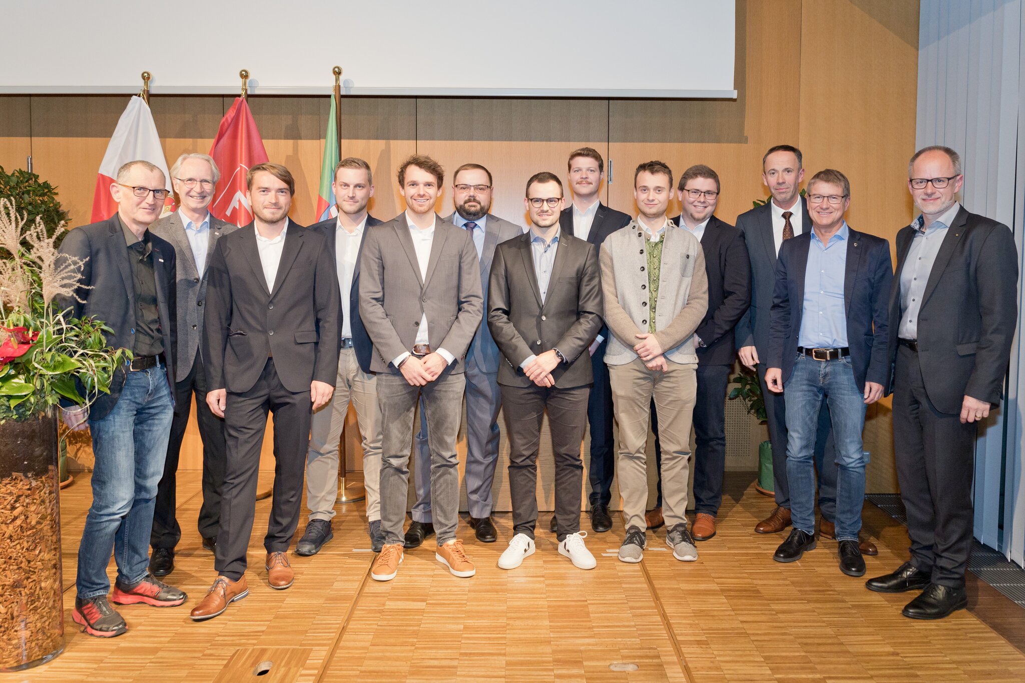 Auszeichnungen an der FH-Wels: Die besten Mechatronik-Abschlussarbeiten ...