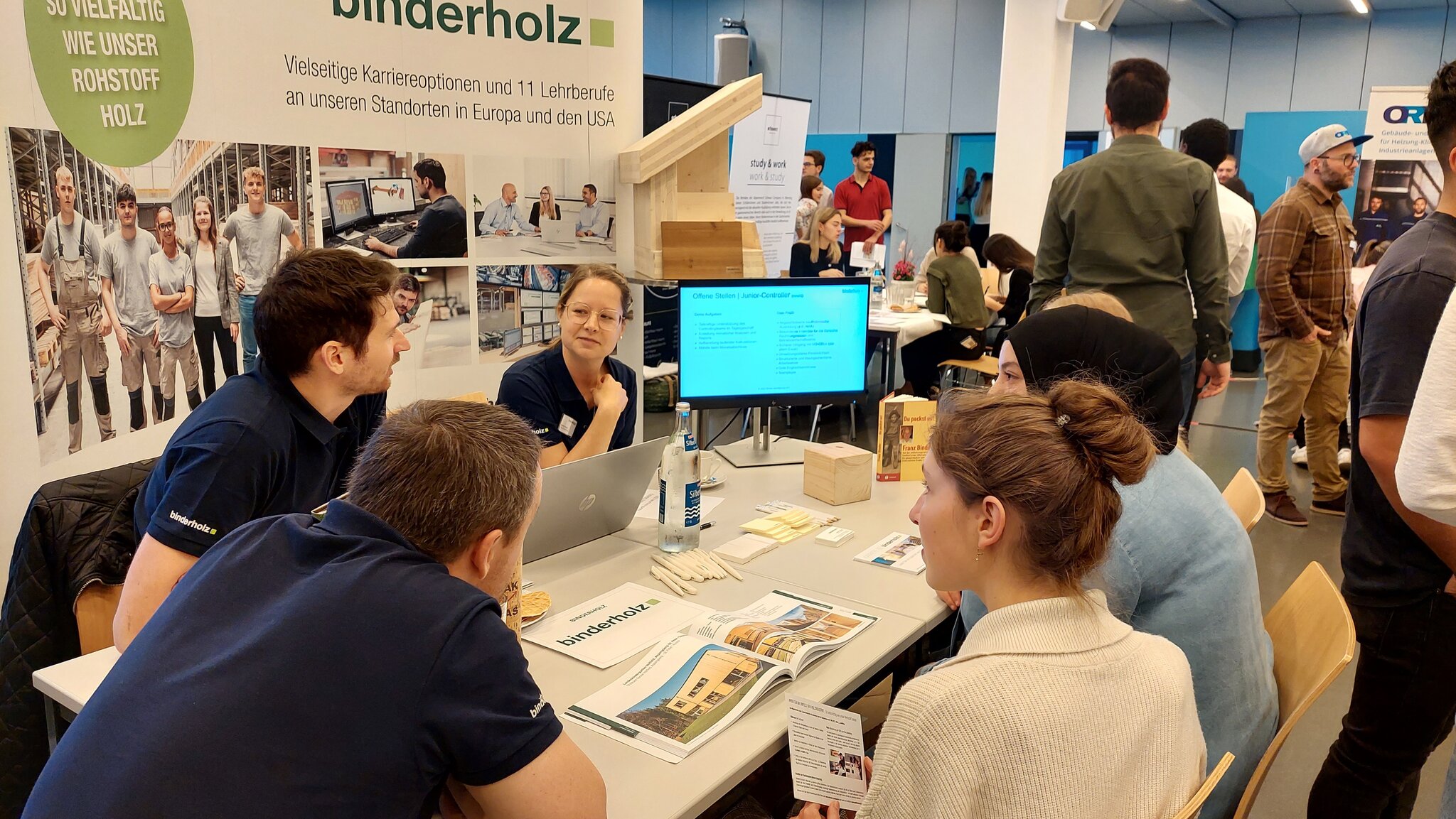 Berufsorientierung: Erste Praktikumsbörse an der HAK/HAS Schwaz - Schwaz