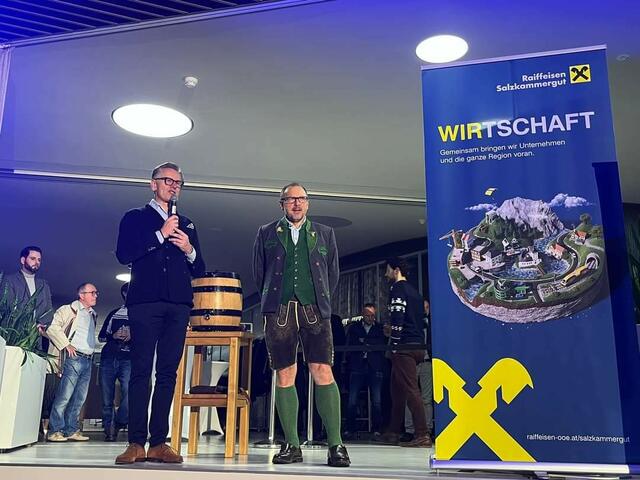 Raiffeisenbank Salzkammergut: Bockbieranstich unter dem Motto "Bock auf ...