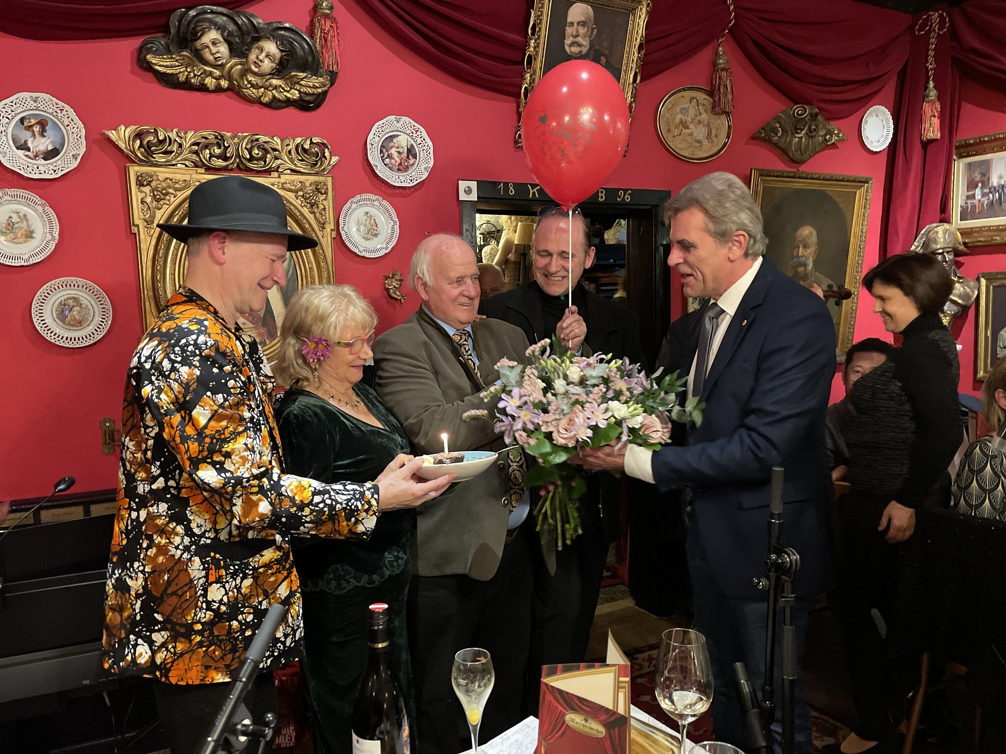 Geburtstag in der Leopoldstadt: Gernot Kranner feierte mit Prominenten ...