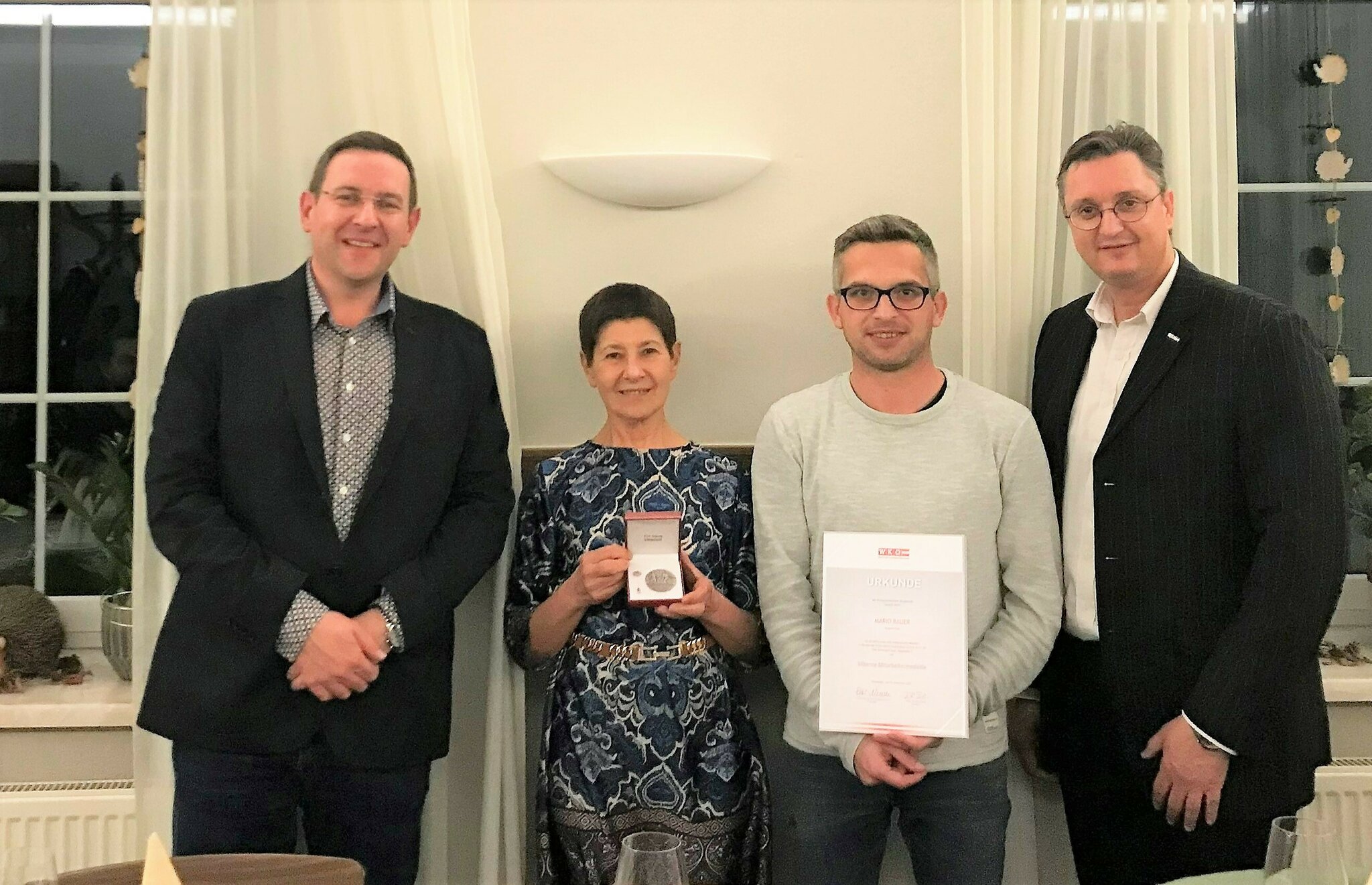 25 Jahre im Betrieb: Gerersdorfer Betonfirma ehrt treuen Mitarbeiter ...