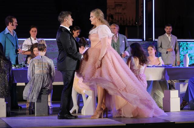 Salzburger Festspiele 2023: Der neue Jedermann hat eine neue Buhlschaft