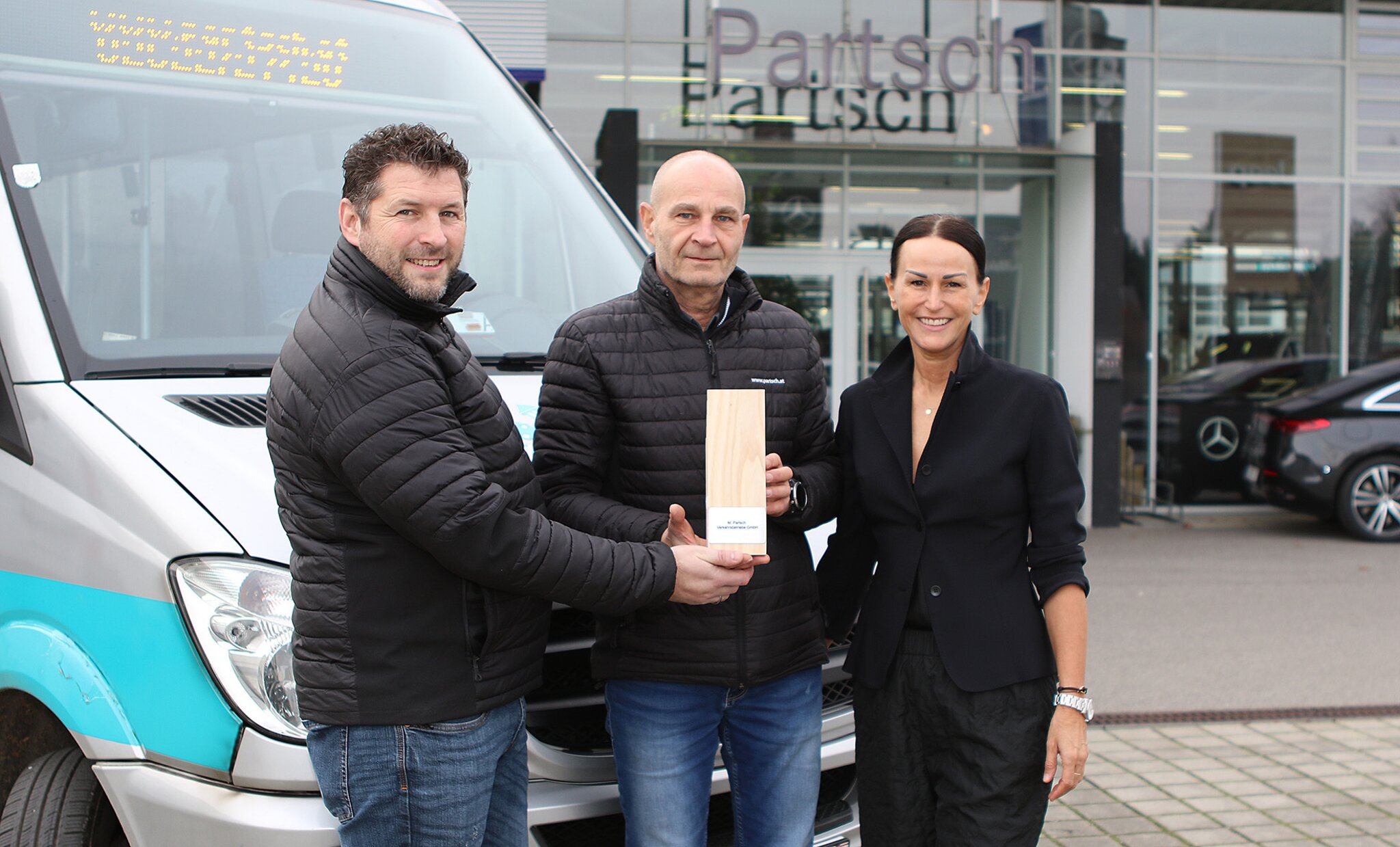 Auszeichnung der WKO: Partsch-Busse feiern „100er“ - Wiener Neustadt