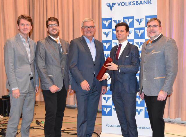 Kundenabend der Volksbank Wien-Weinviertel mit Jahresrückblick - Mistelbach