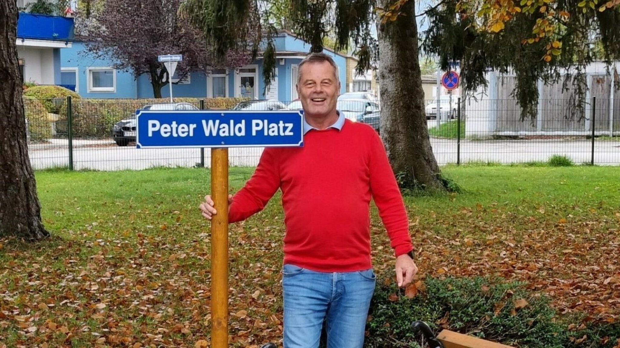 Tolles Ruhestand Geschenk: Peter Wald erhielt einen eigenen Platz im ...