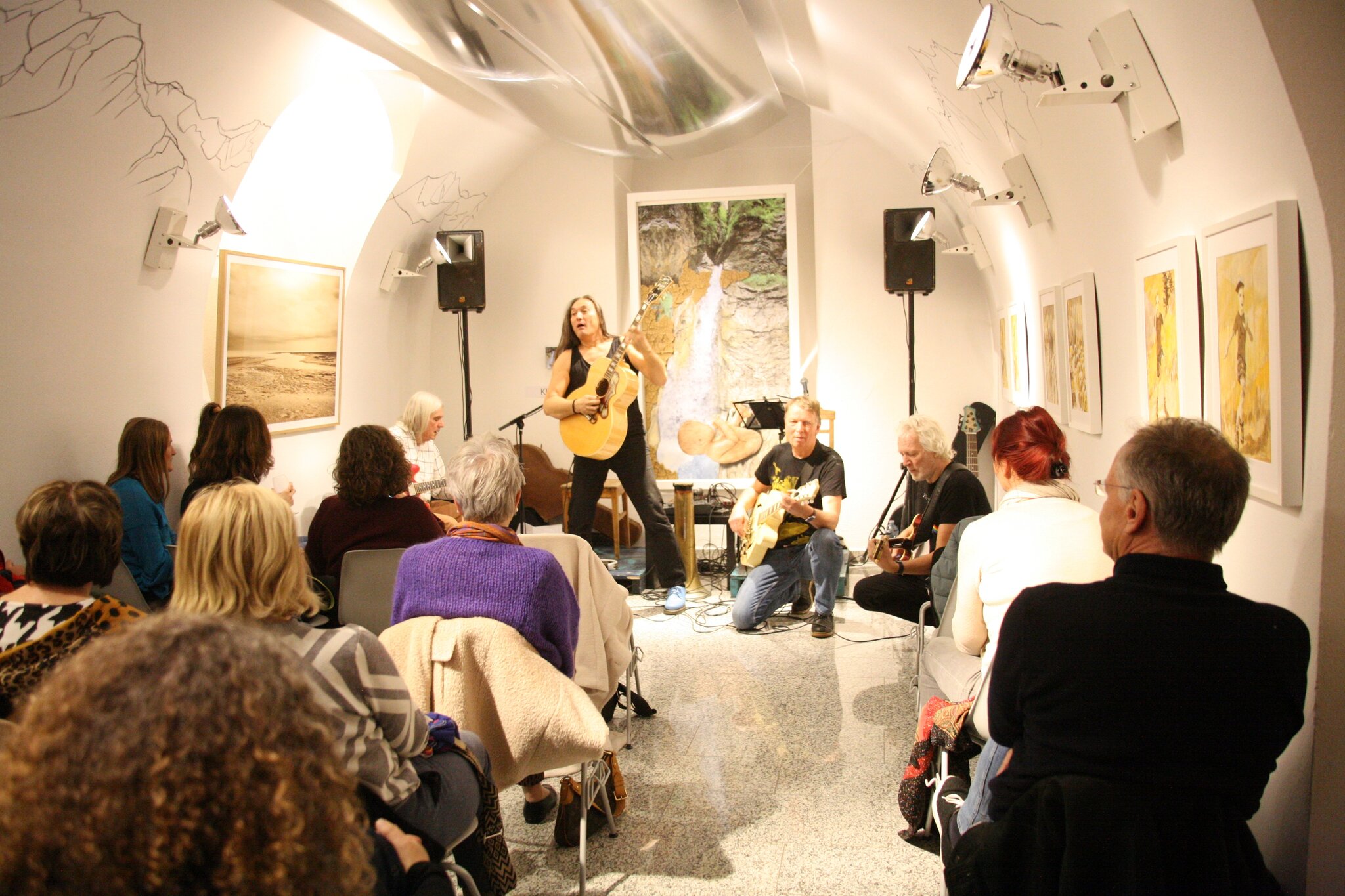 KUNSTSTRASSE IMST: Vom Bild im Wort bis zum Blues im Museum - Imst