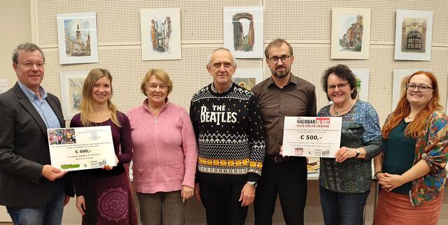 2.300 Euro Spenden: Kunstausstellung "himmelwärts" in der Stadtpfarre ...