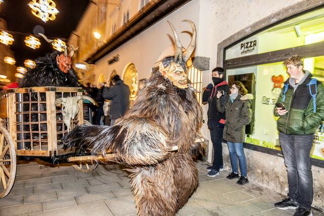 Bildergalerie: Das war der Krampuslauf in der Linzergasse - Salzburg-Stadt