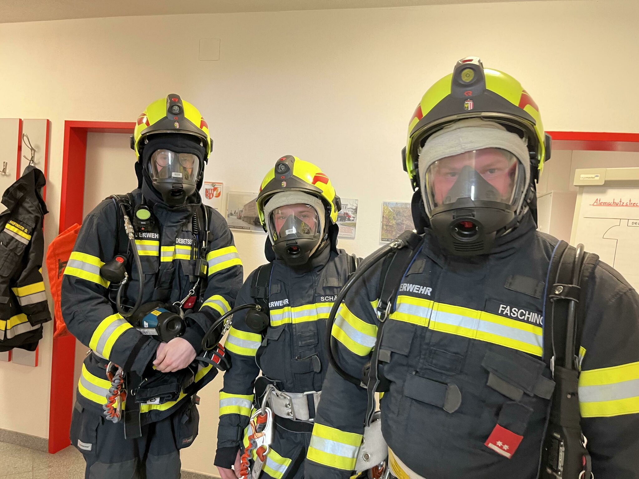 Atemschutz: Eine der herausforderndsten Arbeiten im Feuerwehrdienst ...