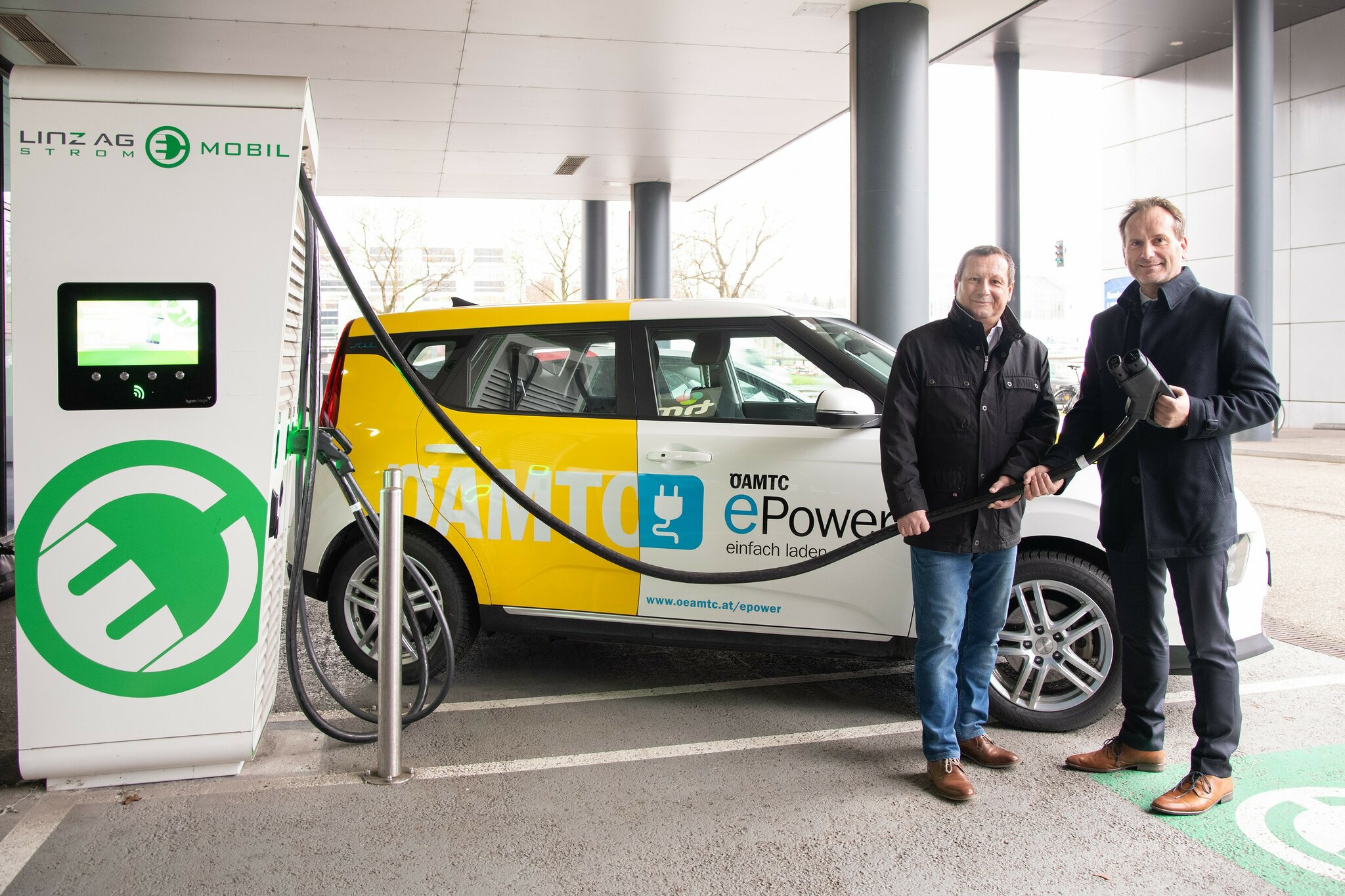 ÖAMTC und Linz AG: 400 neue Ladestationen für E-Autos im Raum Linz - Linz