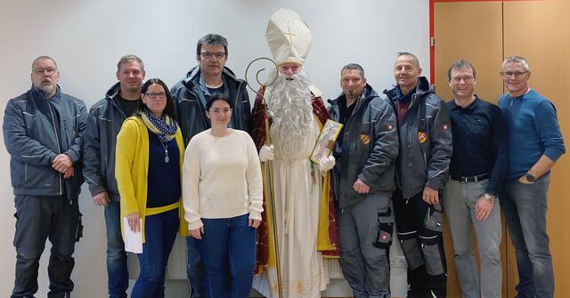 Wilfersdorf: Nikolaus besucht Gemeindeamt - Mistelbach