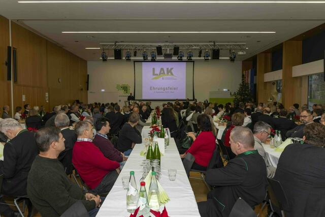 Graz-Umgebung: Besondere Ehre für die Treue zur Land- und ...