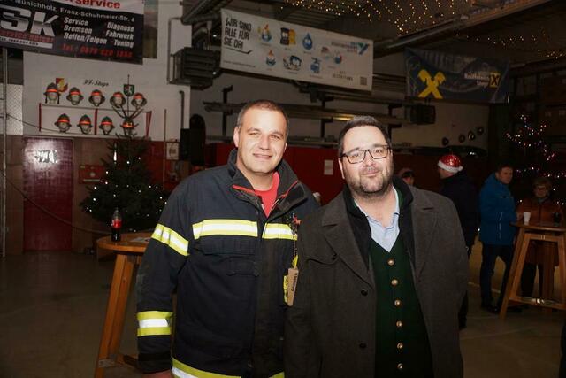 Weihnachtszeit: Nikolaus und Krampus zu Besuch in Münichholz - Steyr ...