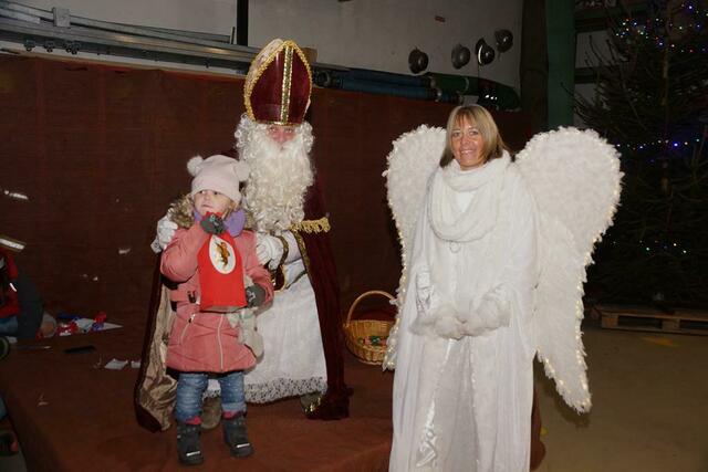 Weihnachtszeit: Nikolaus und Krampus zu Besuch in Münichholz - Steyr ...