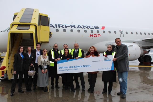 Air France Hop landet am Flughafen: Bienvenue à Innsbruck - Innsbruck
