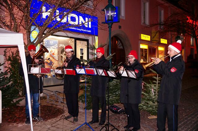 Klosterneuburg: Beim Wagerl ins Glück nun "Punschen ins Glück ...
