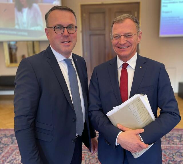 Landesbudget OÖ: Mehr Geld für Grundwehrdiener, Bibliotheken ...