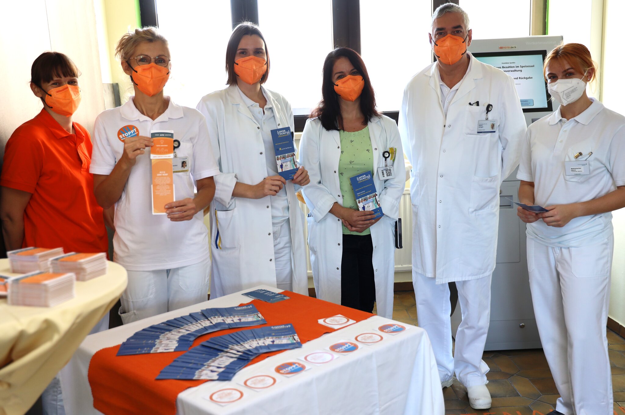 Universitätsklinikum Krems: Zeichen setzen gegen Gewalt an Frauen - Krems