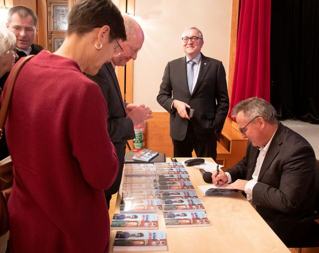 Leute: Neues Buch von Martin Reiter in Wien präsentiert - Kufstein