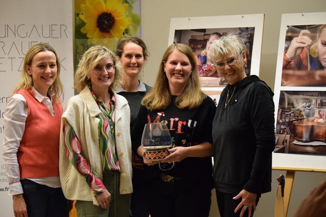 Instrumentenbauerin im Blickpunkt: Stephanie Marx bringt „Holz zum ...