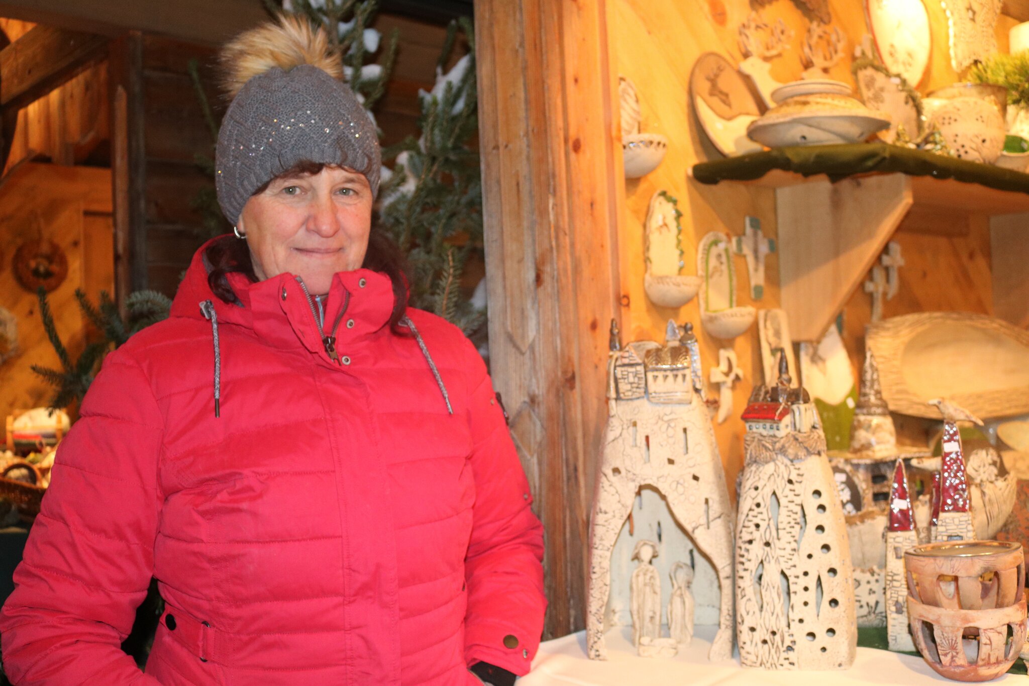 Neben Arbeit im Hotel: Maria Gratz fertigt Kunst aus Ton im Großarltal ...