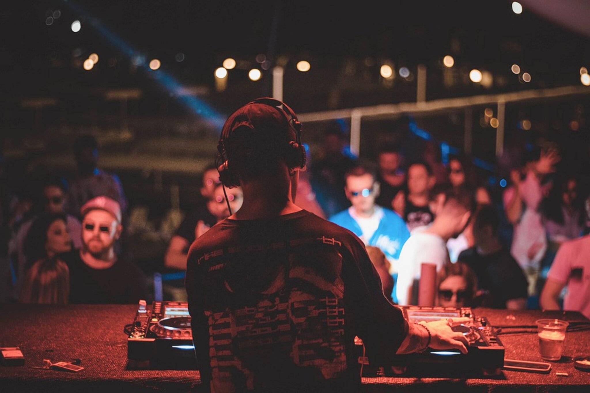 22. Dezember: Tanzen und feiern mit DJ Bogdan bei den StadtMacherInnen ...