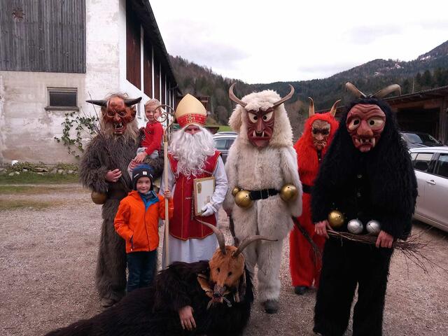 Brauchtum in der Weihnachtszeit: Der Gamser Thomasnikolo - Liezen