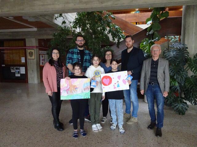 Zum Thema Frieden: Lionsclub Mittelburgenland kürte beste Zeichnungen ...