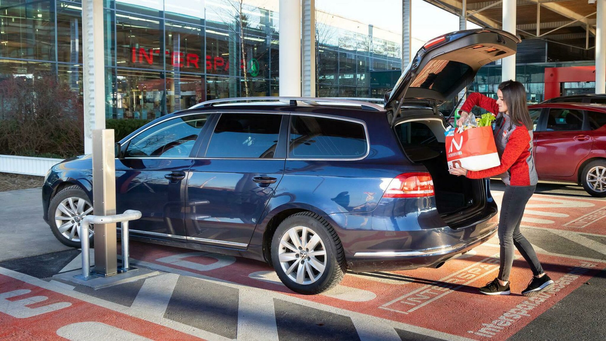 Interspar Fürstenfeld: Erster Drive-In Interspar in Österreich ...