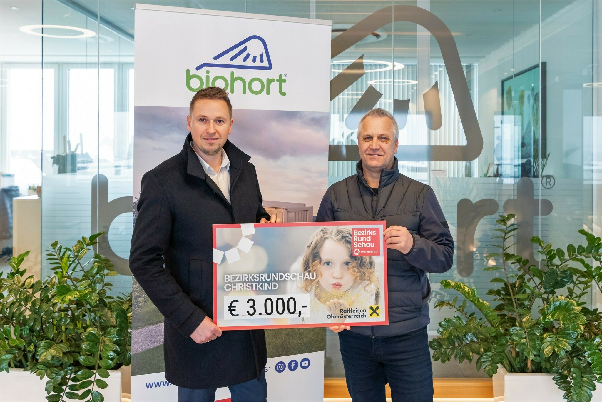 BezirksRundSchau Christkind: Emma erhält großzügige Spende von der ...