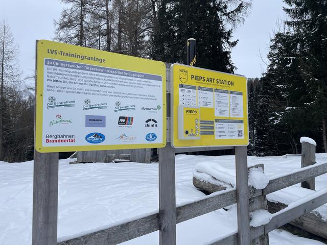 Lawinensuchfeld auf der Tschengla: „Pieps Art Station” - Übungsgerät ...