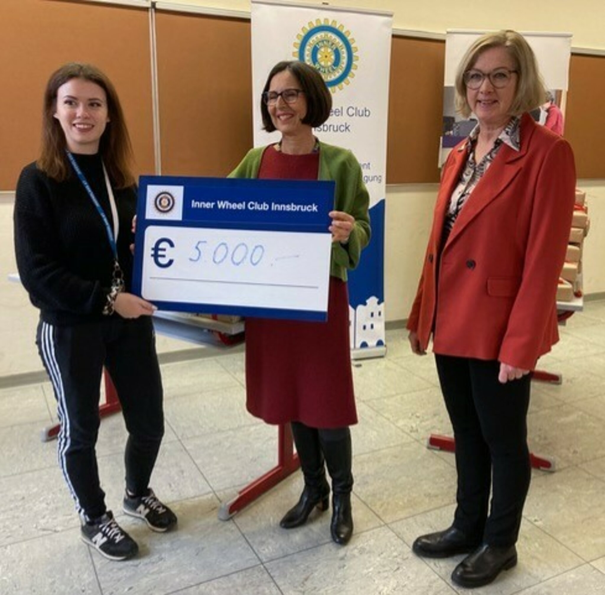 Hilfe und Unterstützung: Inner Wheel Clubs Innsbruck hilft ukrainischen ...