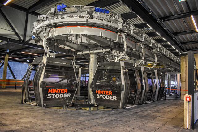 Hinterstoder: Erster Betriebstag der neuen Hössbahn - Kirchdorf