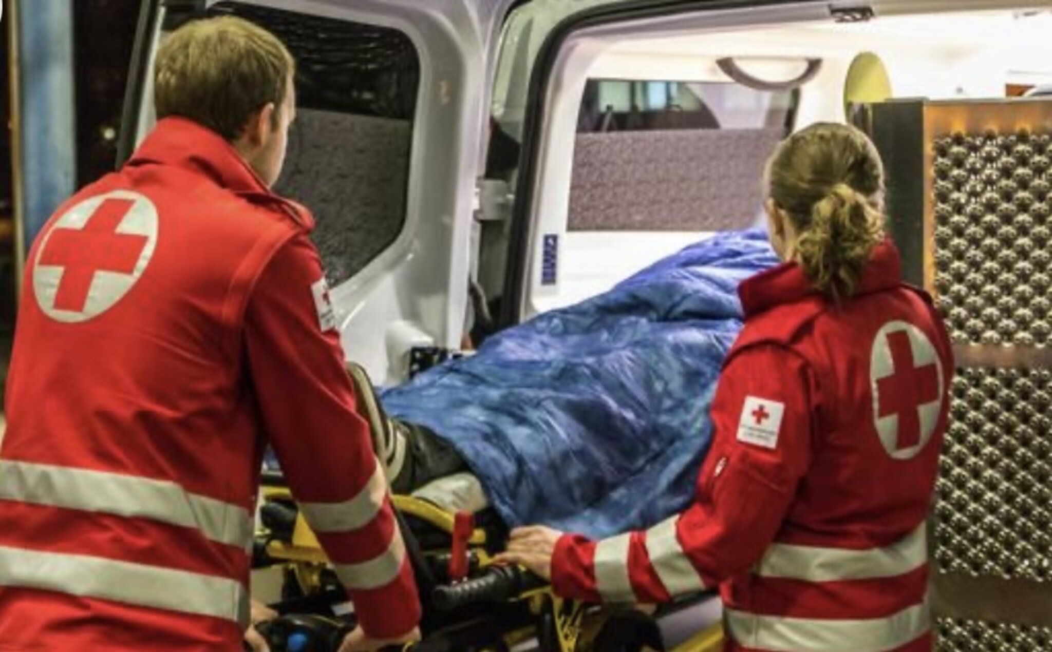 Im Lavanttal: Seniorin schlief am Steuer ein - Auto in Straßengraben ...