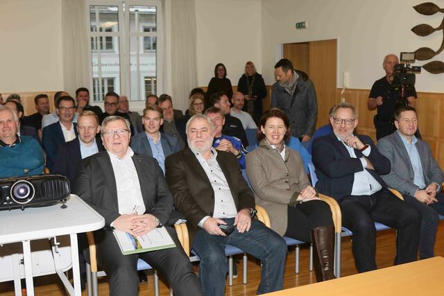 Granitcenter Altenfelden: Ehemaliges Kaufhaus umgebaut und saniert ...