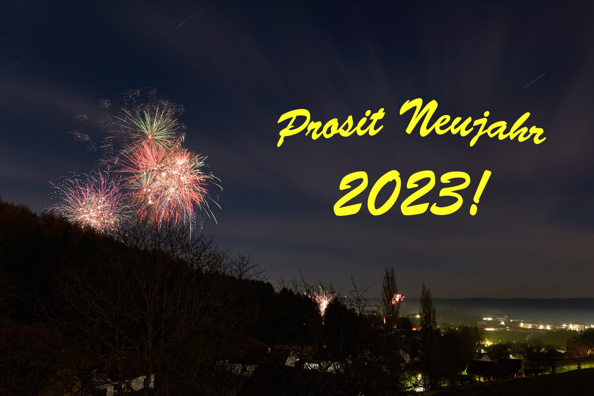 Willkommen im neuen Jahr 2023: Weniger Feuerwerk zum Jahreswechsel 22/ ...