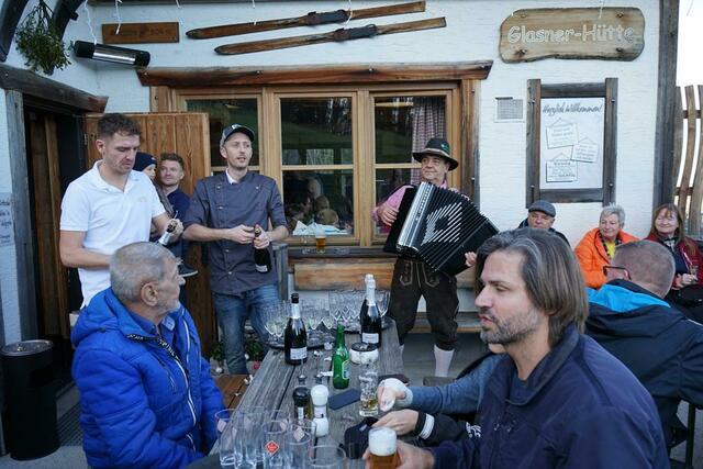 Maria Neustift: Glasner-Hütte wurde zünftig eröffnet - Steyr & Steyr Land